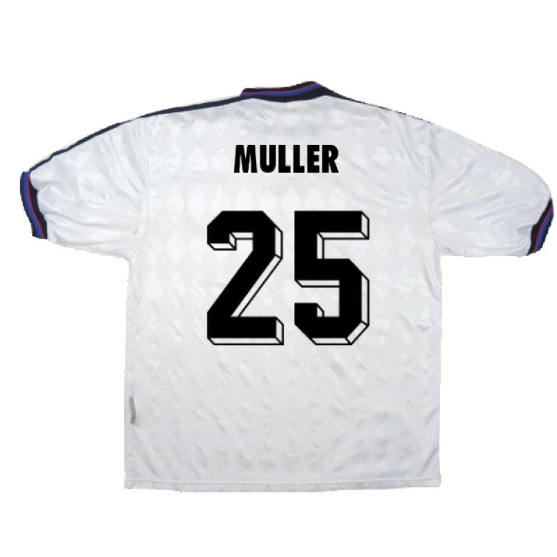 Bayern Munich 1996-98 Away Shirt (L) Strunz #8 (Fair) (Muller 25 ...